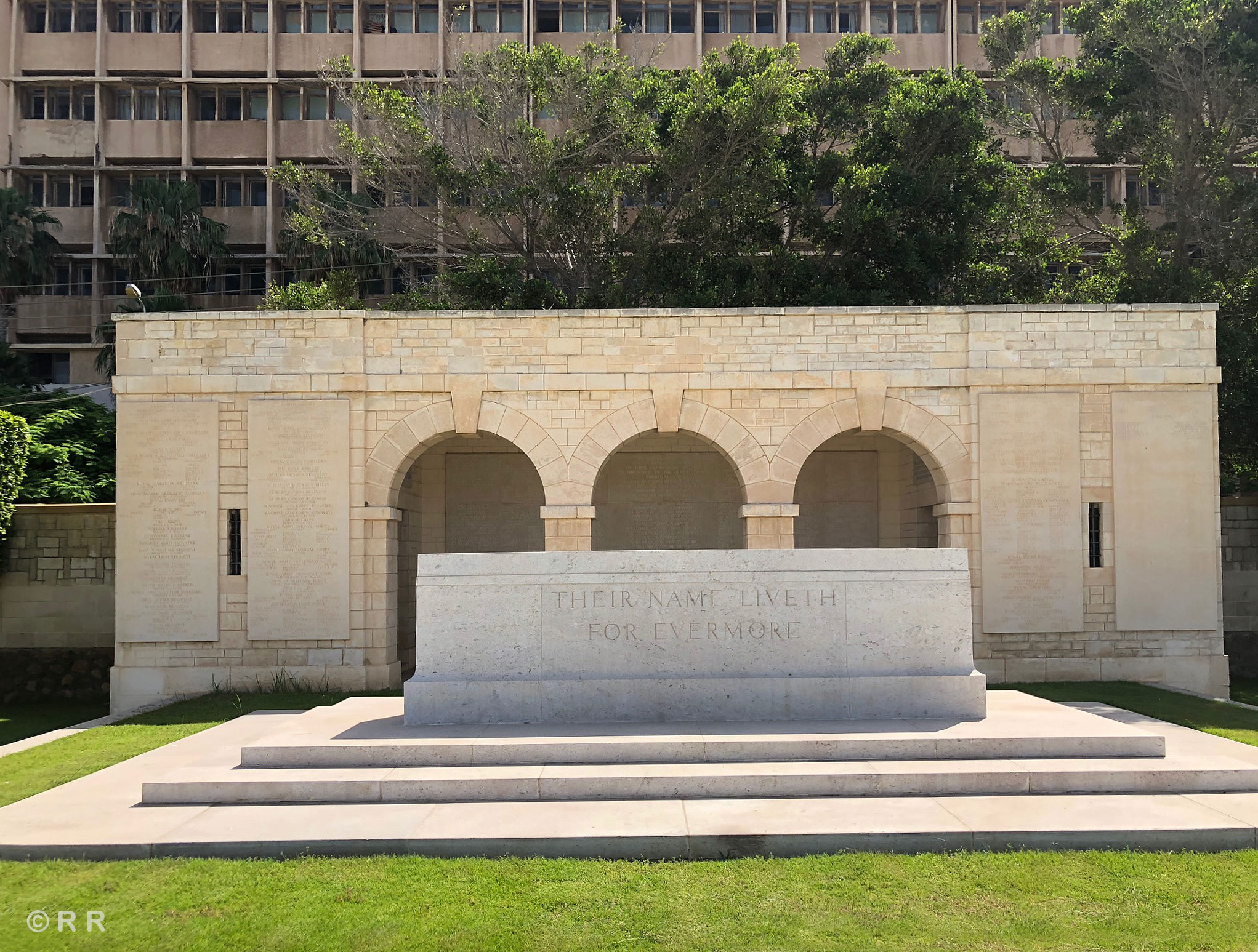 Alexandria (Chatby) Millitary and War Memorial Cemetery in Egypt ...