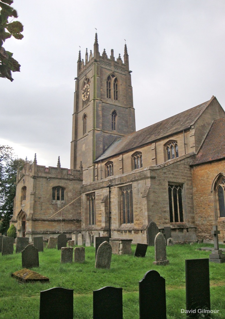 Folkingham Churchyard (St Andrew's Church) in England | Rutland Remembers