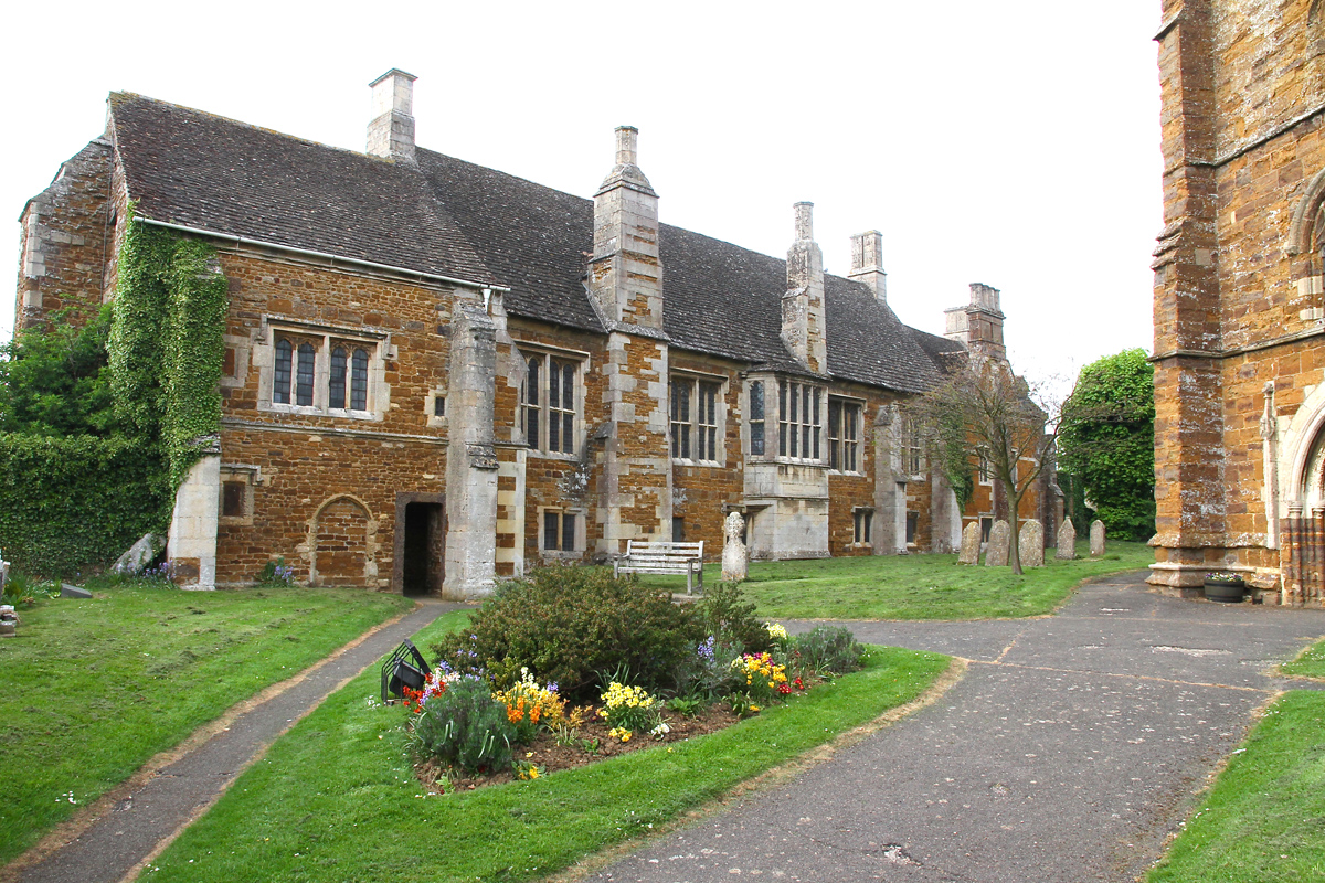 Lyddington War Memorial (St Andrew's Church) in England | Rutland Remembers